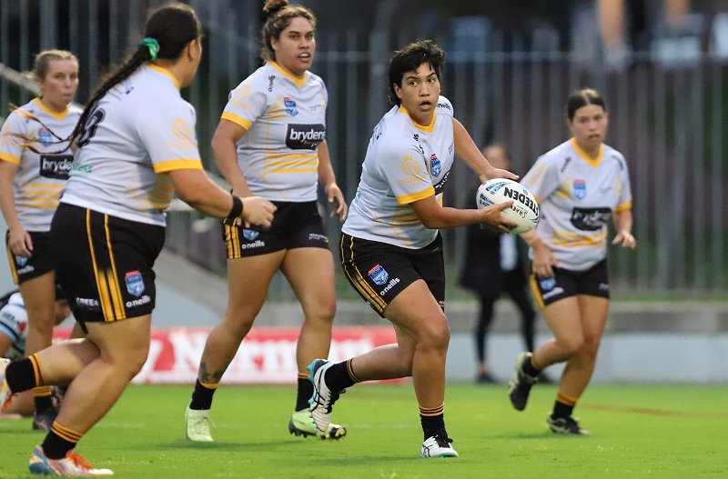 Jillaroos teammates to lock horns - OurFootyTeam