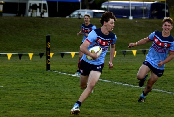 Marymount College Surges into Semis - OurFootyTeam